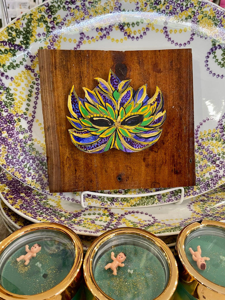 Toodle Lou Designs Mardi Gras Mask Tin on Barnwood – Little Miss Muffin ...